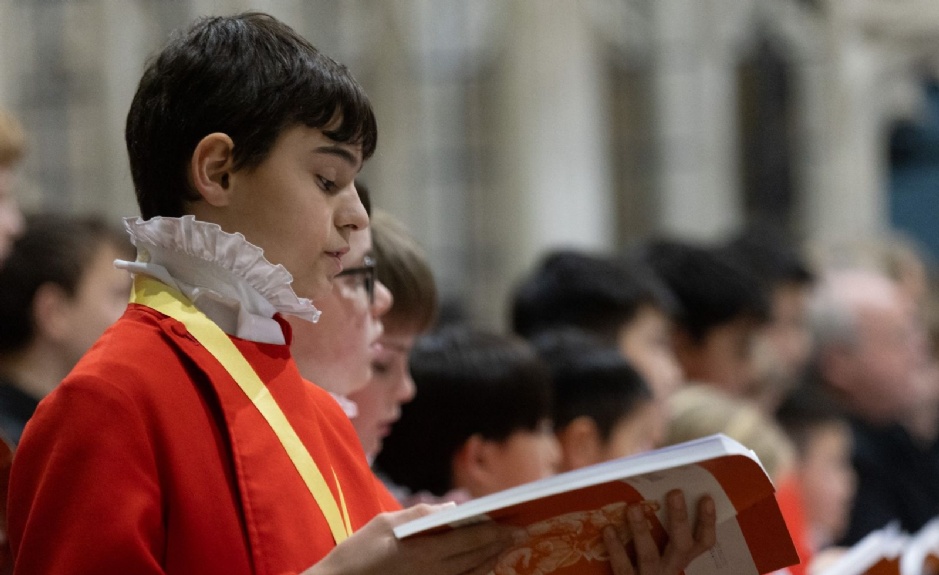 Quiristers sing Handel's Messiah - The Pilgrims' School